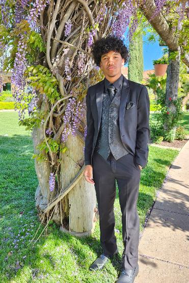 ClassActTuxedo1@aol.com